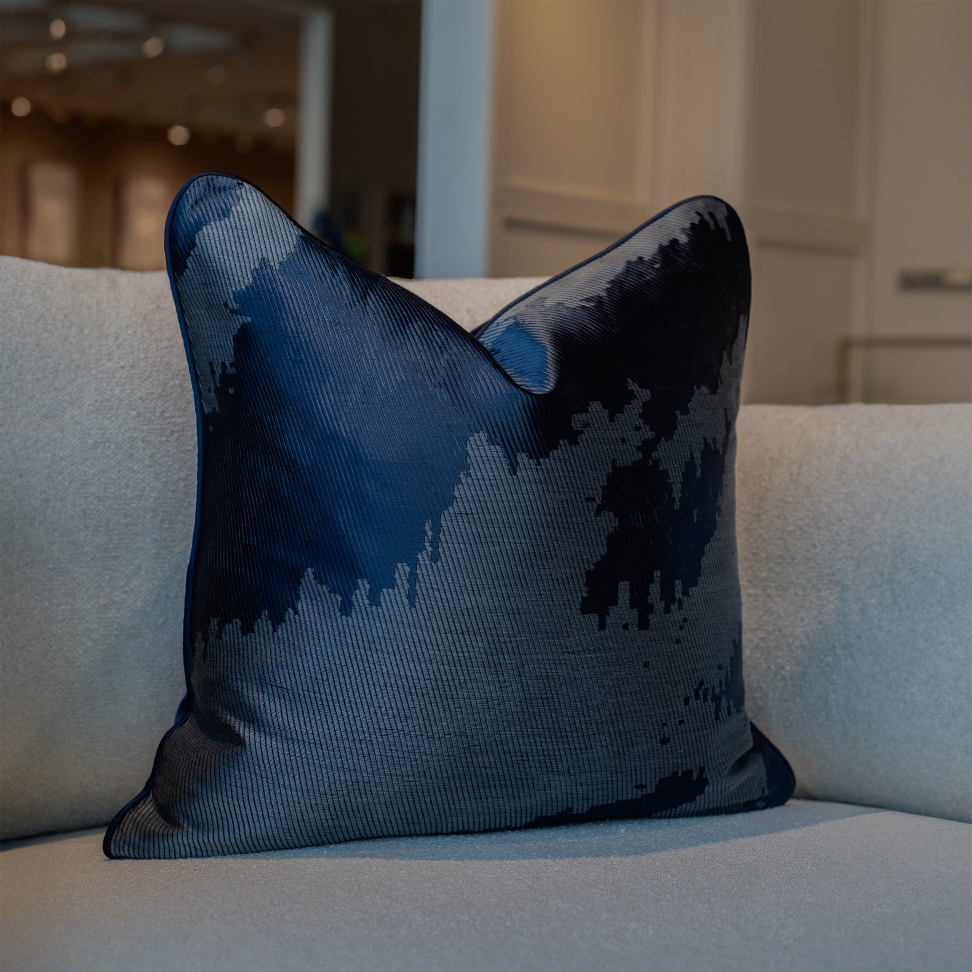 Sign - Navy - 50x50 – HIGHLIGHT CUSHIONS